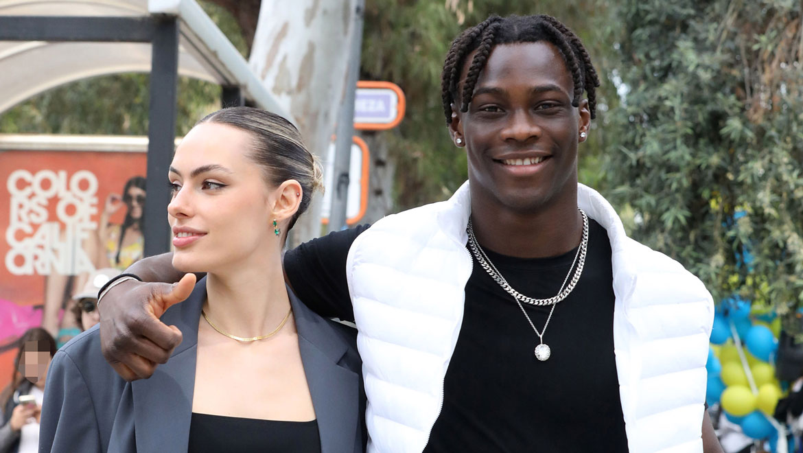 GNTM, Όλγα Ντάλλα και Emmanuel Elozieuwa: Χαλαρή βόλτα στη Γλυφάδα και ...