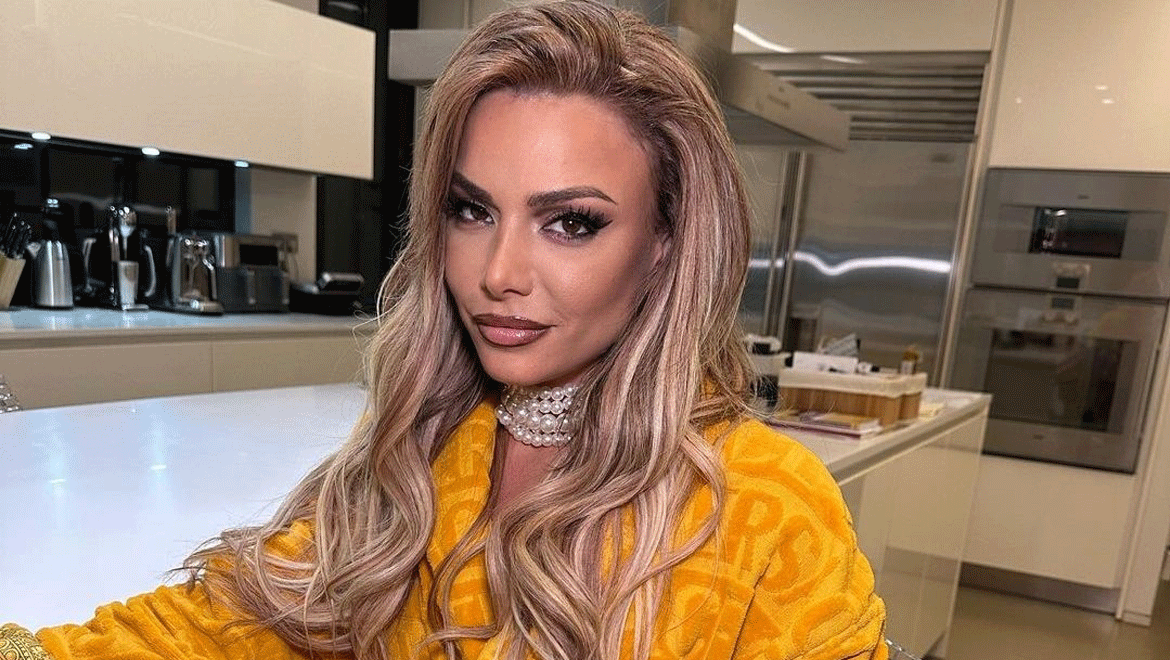 Josephine: «Δεν θέλω να συζητήσω κάτι τέτοιο αυτή τη στιγμή ...